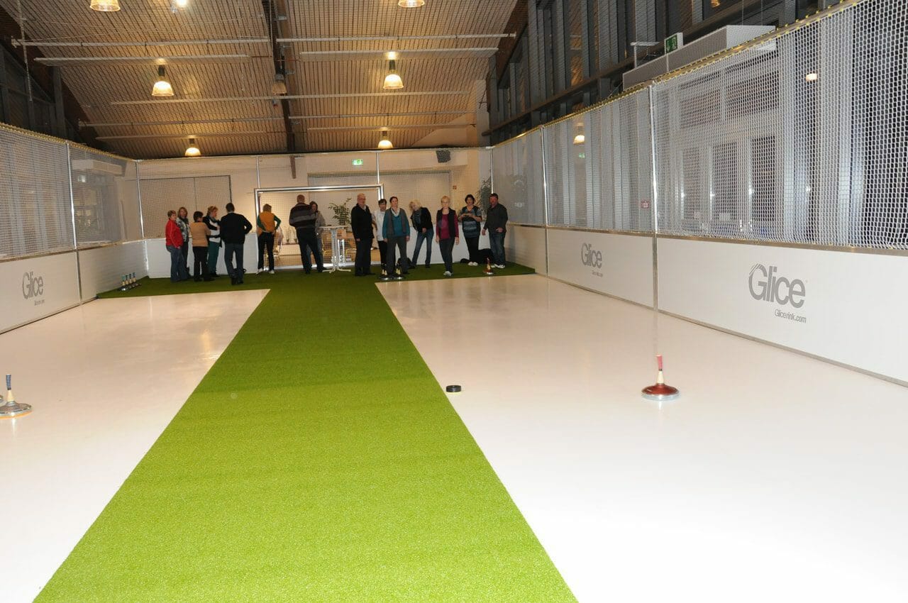 Synthetische Eisbahnen - Glice® Kunststoff Eisfelder aus der Schweiz