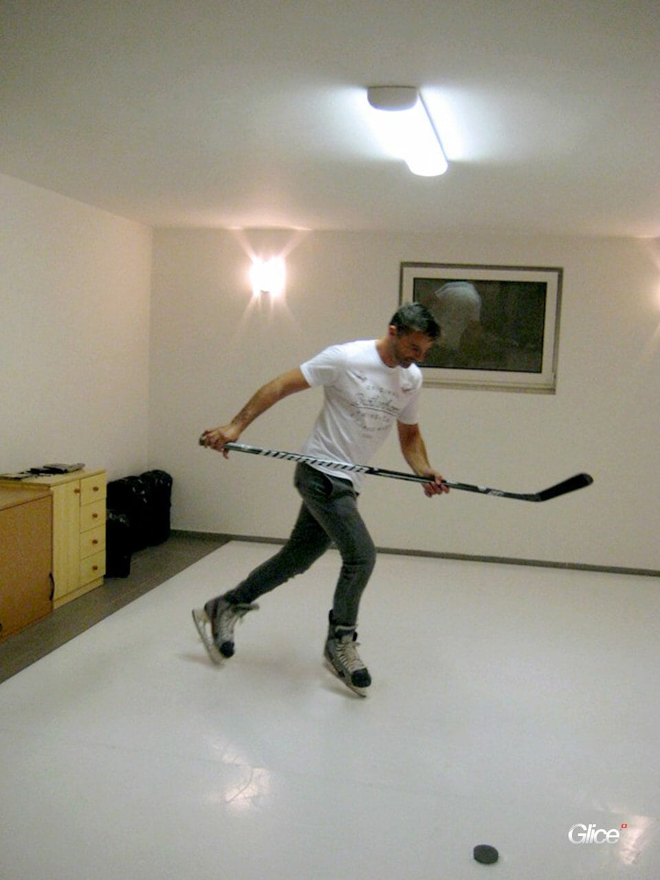 Synthetische Eisbahnen - Glice® Kunststoff Eisfelder aus der Schweiz